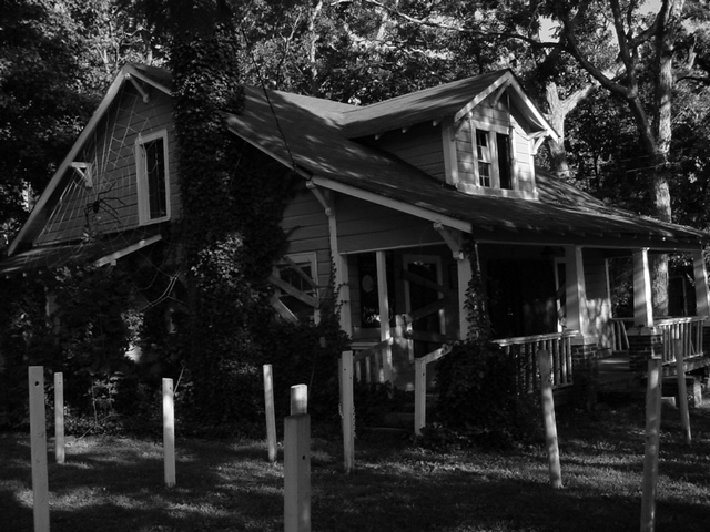 Spookywoods Haunted Attraction: No Lines, Just Fun